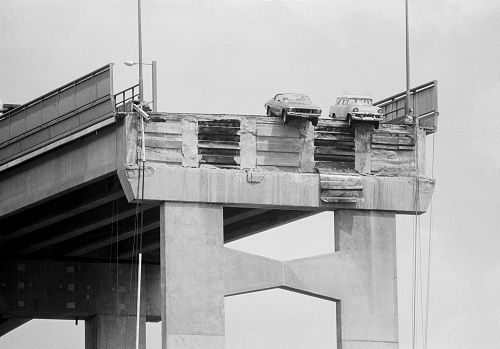 Scanning the wreck of the SS Lake Illawarra - Spatial Source